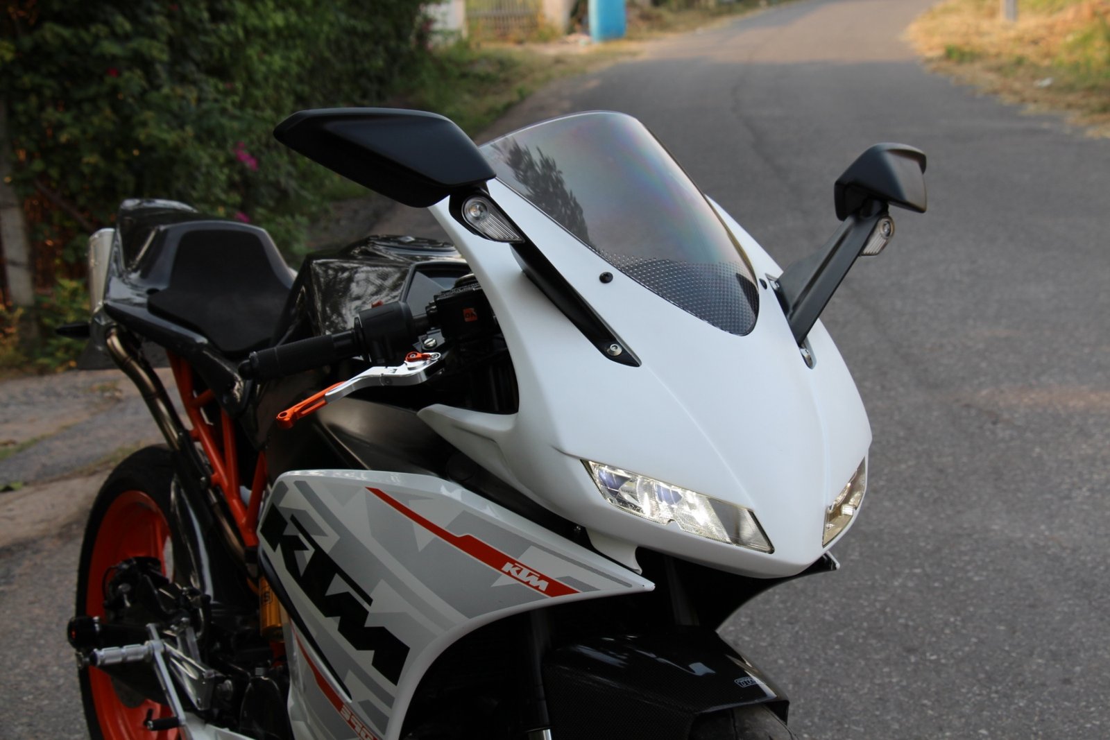Kit, Upper Fairing, Street, (GRP) KTM RC125/200/250/390 - Jap4 UK Ltd
